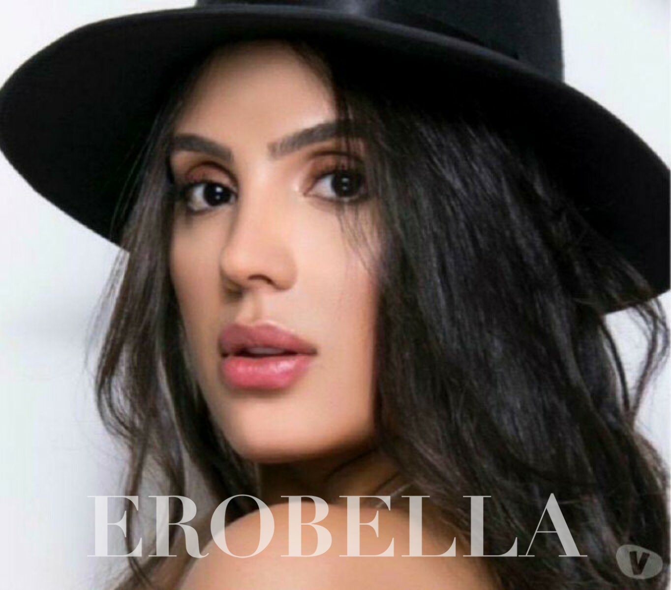 Izabella in Basingstoke - +447901181423 | Erobella